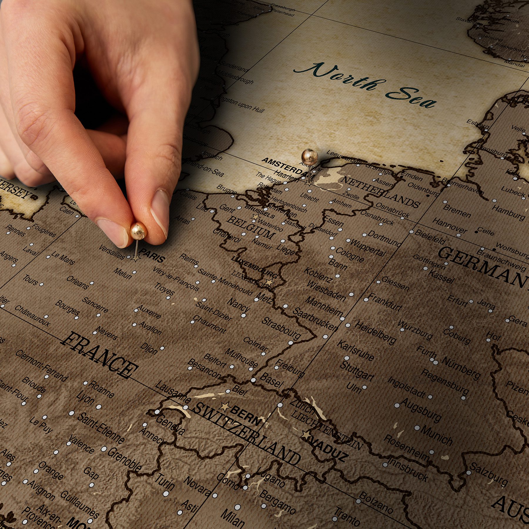 Push Pin Europe Map Black & Gold Pinboard Gift For Trveler